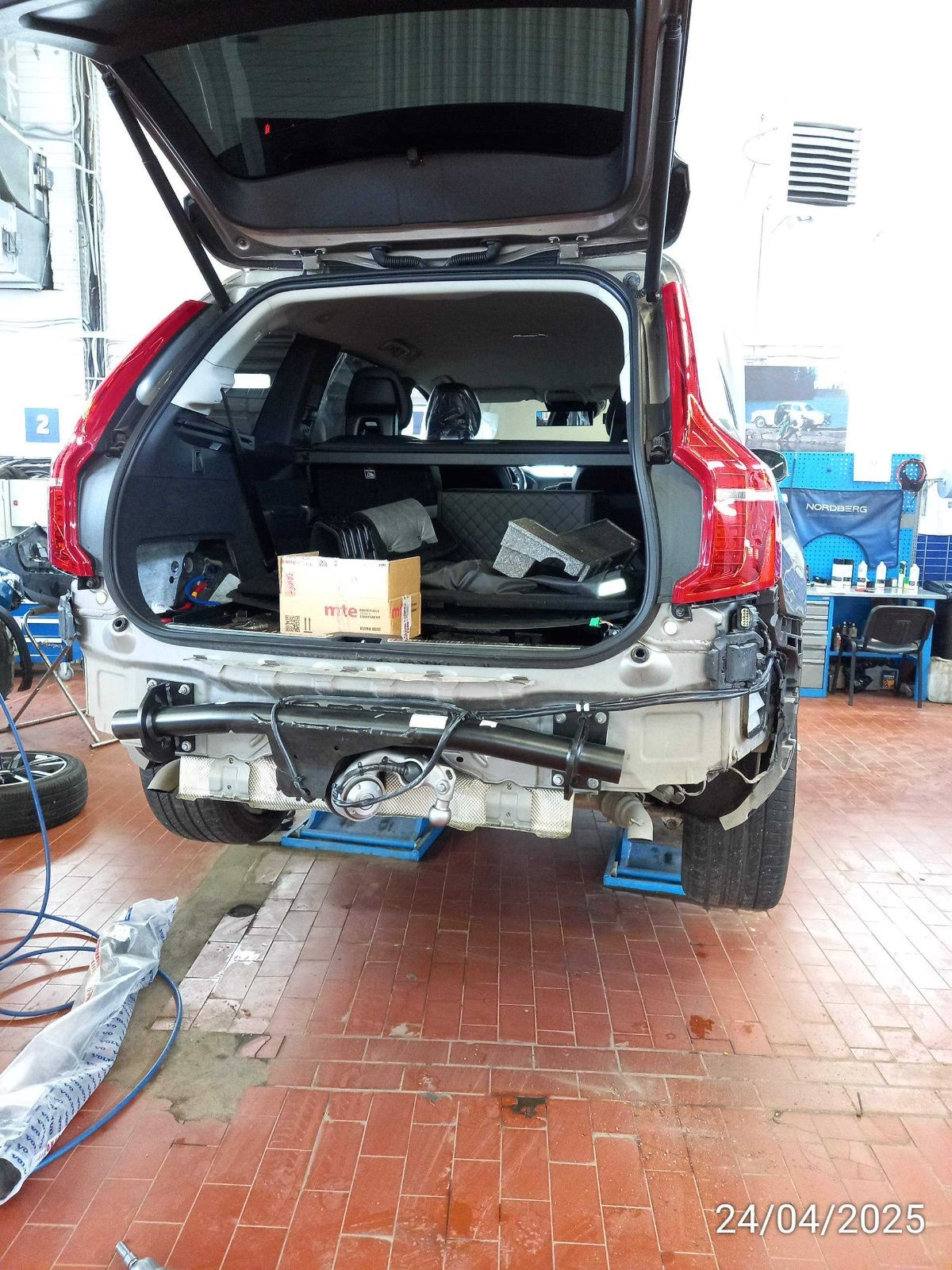 Фаркоп — Volvo XC90 (2G), 2 л, 2021 года | аксессуары | DRIVE2