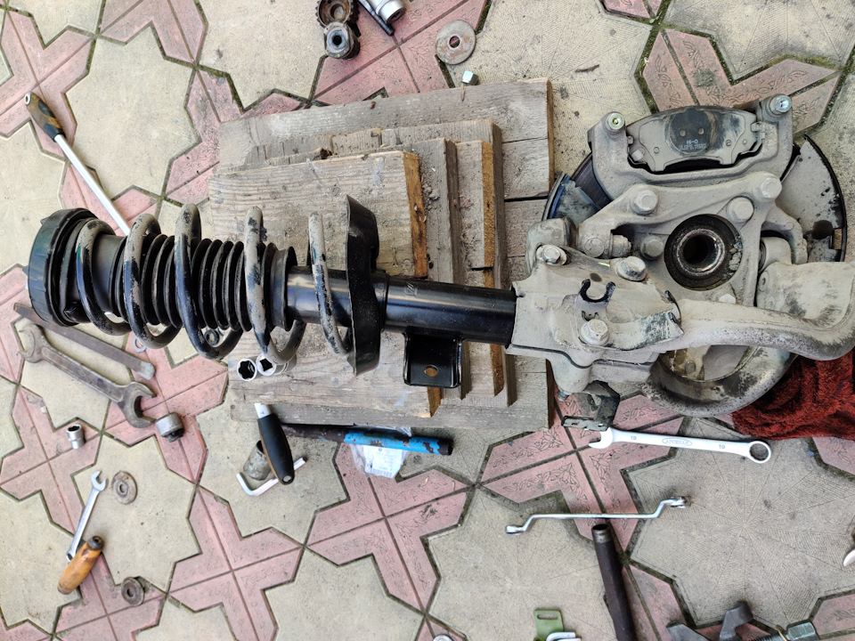 1336CC Термостат PSA 308, 3008 1.6VTi, 1.6THP 16V Peugeot Citroen ...