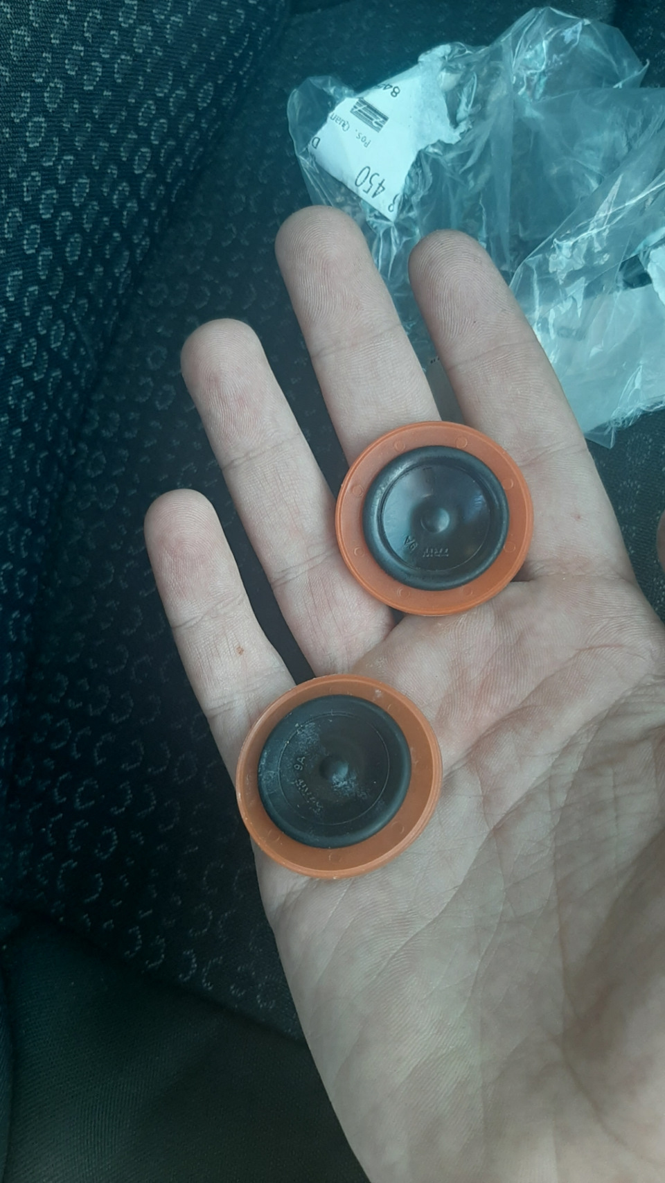 Пробки в днище — BMW 3 series Touring (E46), 2,9 л, 2002 года ...