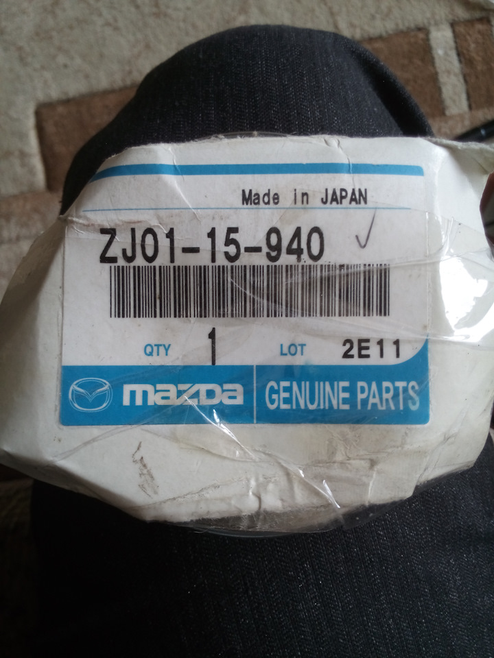 ZJ0115940 Ролик промежуточного приводного ремня Mazda | Запчасти на DRIVE2