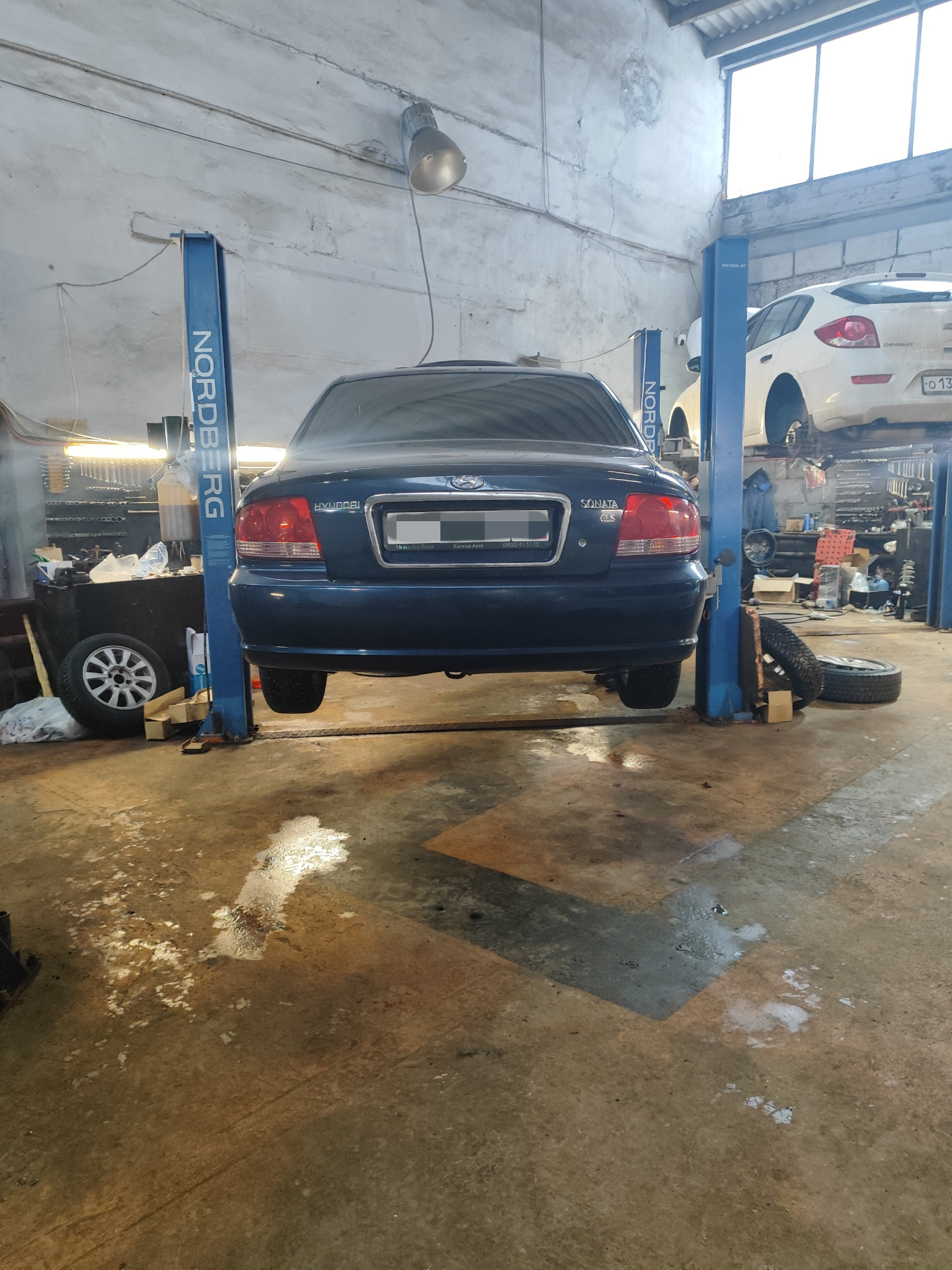 Замена передних амортизаторов+пружин+комплектующие. — Hyundai Sonata IV ...
