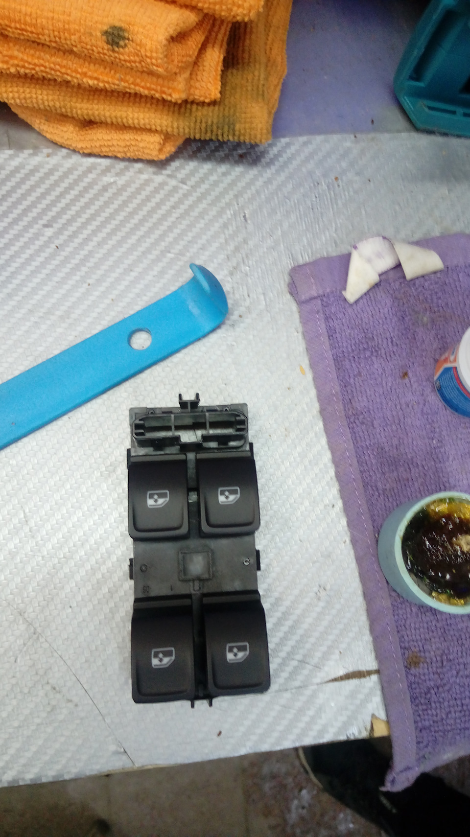 6V1959857A Блок кнопок управления двери SKODA FABIA 2015 -/RAPID 2013 ...