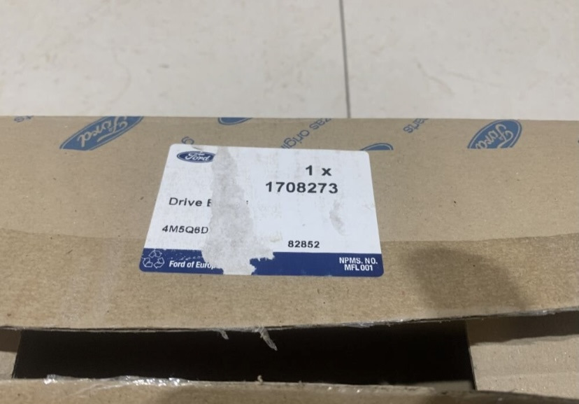 Замена приводного ремня — Ford Focus Hatchback III, 1,6 л, 2012 года ...