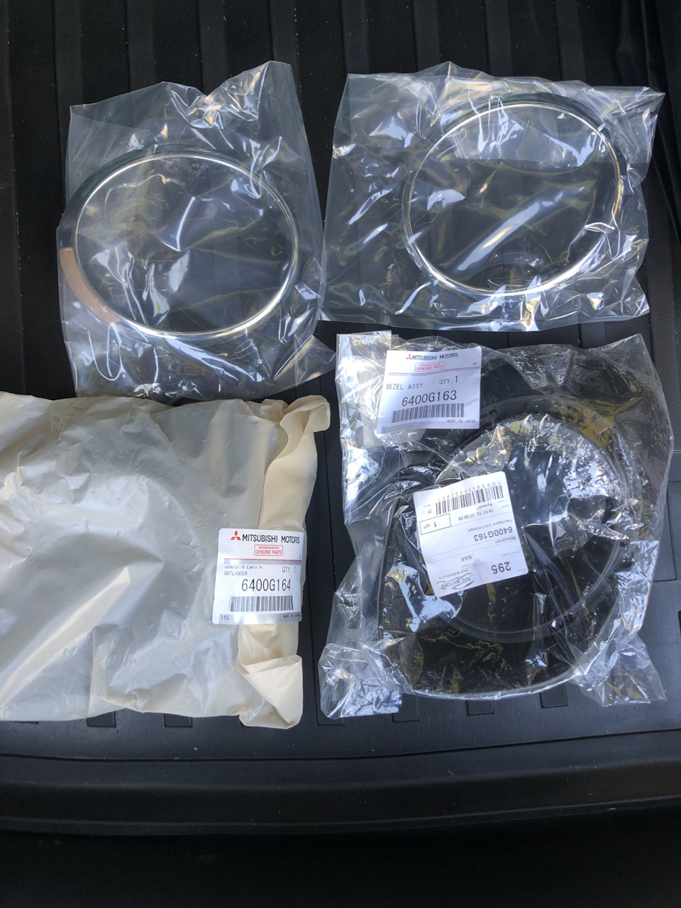 6400G233 Накладка передней левой птф Mitsubishi | Запчасти на DRIVE2