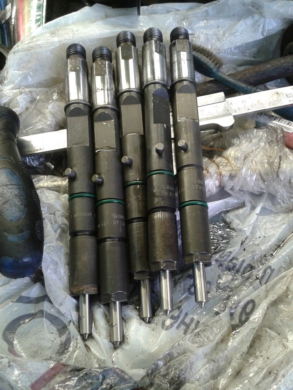 ТНВД Vp44 2.5 (059 130 106H) — Audi A6 (C5), 2,5 л, 1998 года | поломка ...