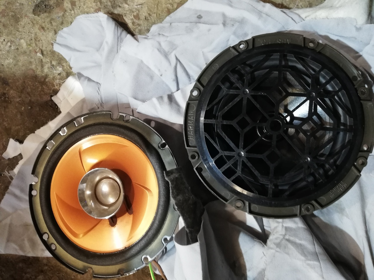 Перешёл на родные динамики JBL — Citroen C5 (1G), 2 л, 2001 года ...