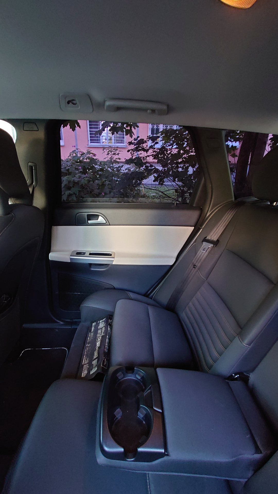 TWO.TONE — Volvo V50, 2,5 л, 2010 года | стайлинг | DRIVE2