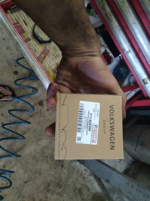 01V409399 Сальник дифференциала правый AUDI: A6 QUATTRO / SKODA: SUPERB ...