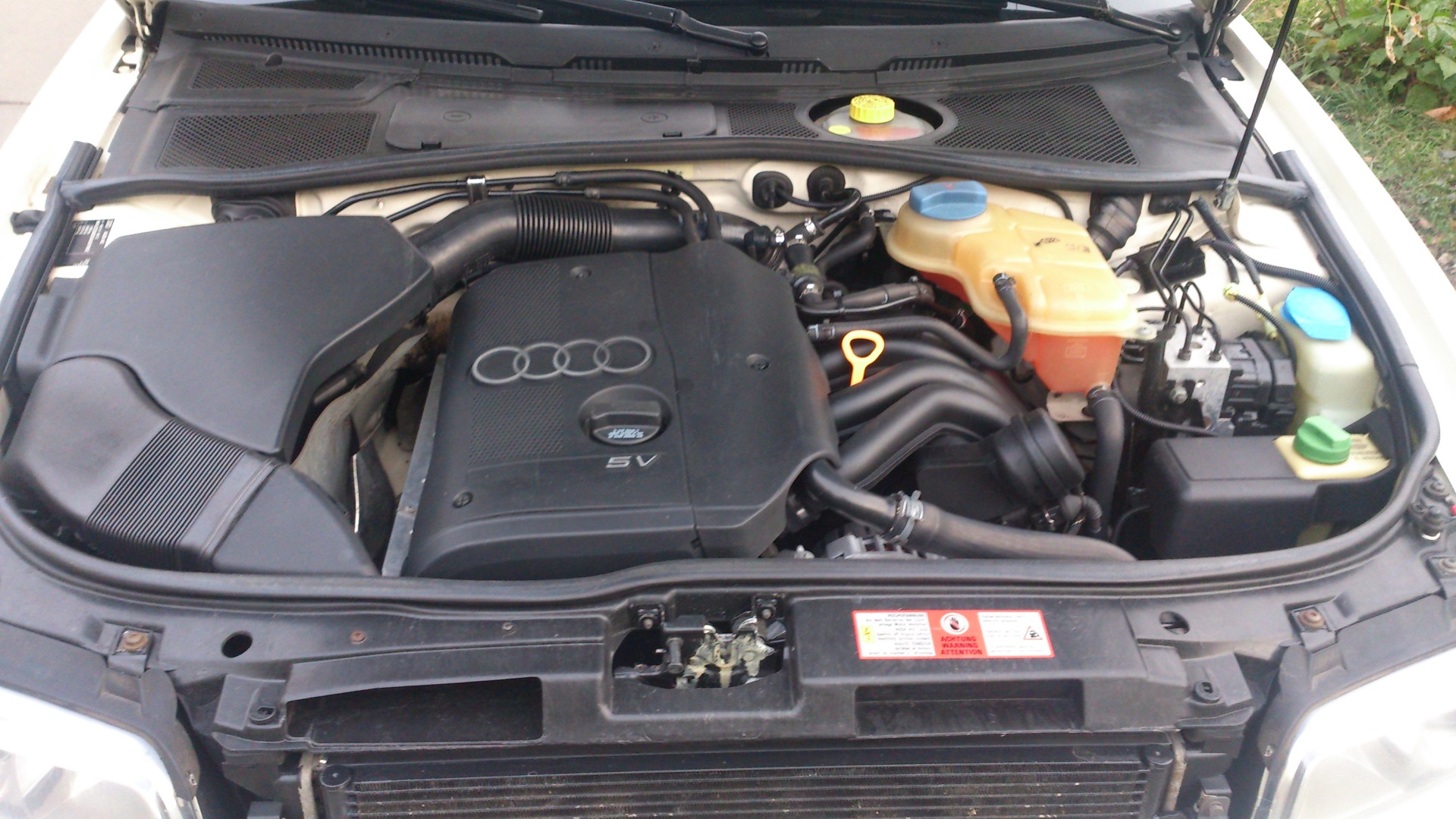 Audi A4 (B5) 1.8 бензиновый 1999 | 1.8 (ARG) на DRIVE2