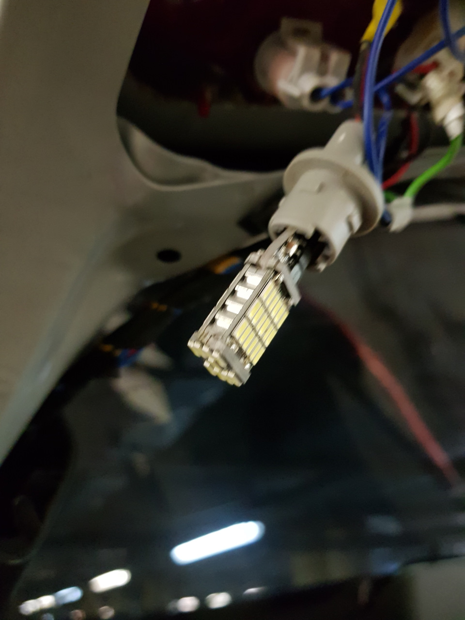 улучшение света заднего хода — KIA Sportage (3G), 2 л, 2011 года ...