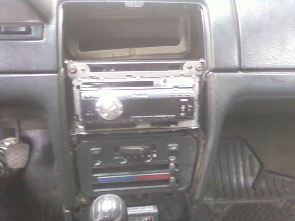 замена мафона — Saturn SW (84-Type), 1,9 л, 1993 года | аксессуары | DRIVE2