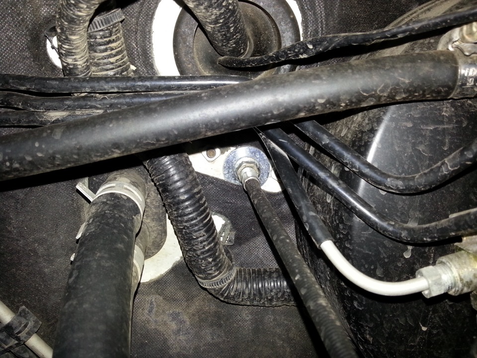 Трос акселератора от ВАЗ 2109-2115 — Lifan 620, 1,6 л, 2011 года ...