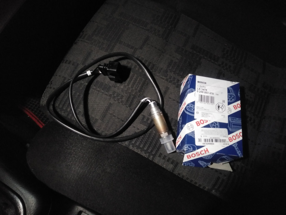 Замена Лямбды-зонд — Volkswagen Passat B5, 1,8 л, 1998 года ...