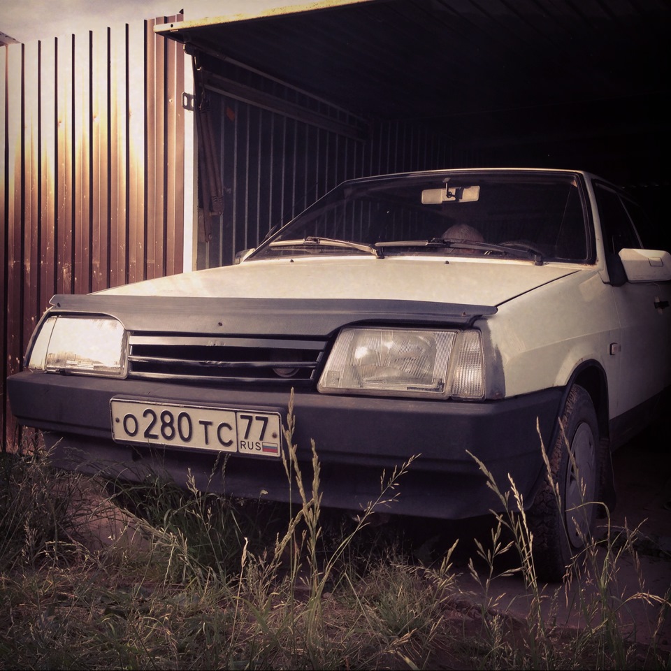 Решетка радиатора "adidas" — Lada 21093, 1,5 л, 1997 года | тюнинг | DRIVE2