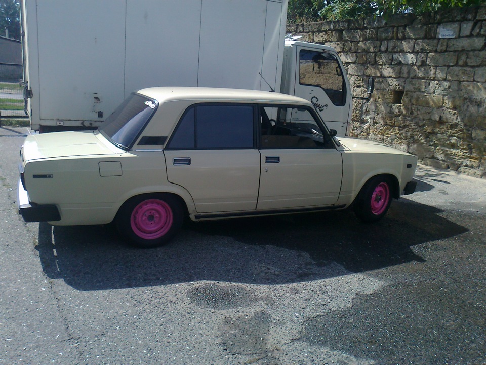 Штампы — Lada 2105, 1,3 л, 1985 года | колёсные диски | DRIVE2