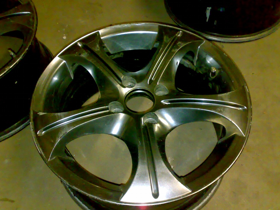 литье R15 б у — Volkswagen Passat Variant B4 1 8 л 1994 года колёсные диски Drive2