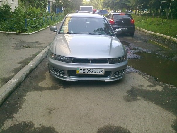 поменял бампер и капот и переднюю решетку… — DRIVE2