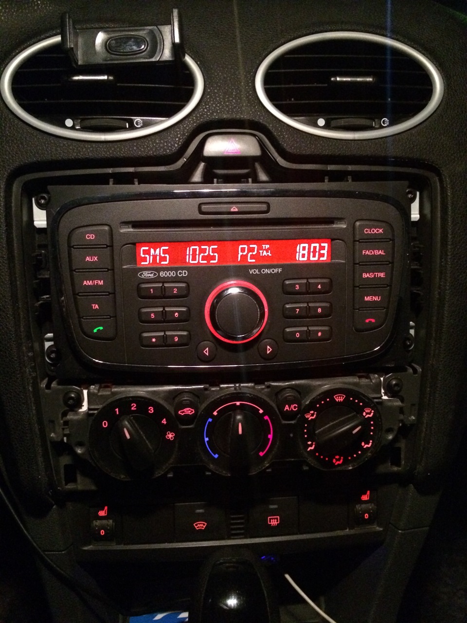 6000CD >>>>>> Sony! — Ford Focus Hatchback II, 2 л, 2007 года ...