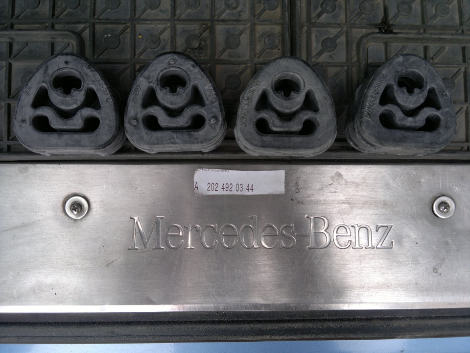 A2024920344 Опора поддона масляного двигателя Mercedes | Запчасти на DRIVE2