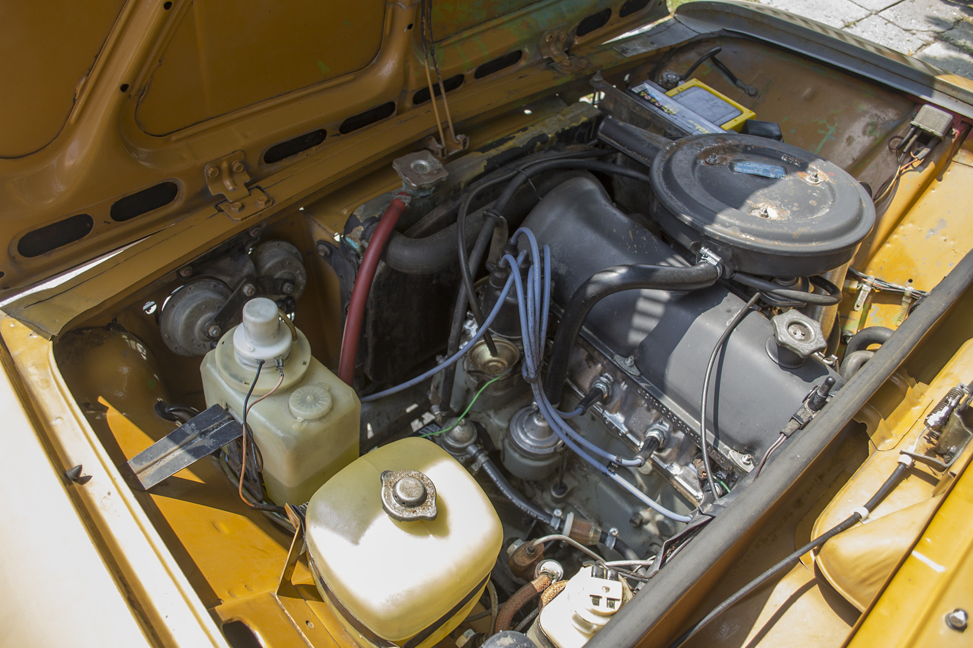 Engine bay. — Lada 2101, 1,6 л, 1979 года | плановое ТО | DRIVE2