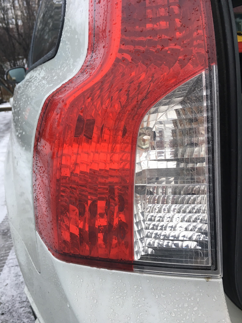 Защитная накидка на кресло 6815902 / 31428081 — Volvo V50, 2 л, 2010 ...