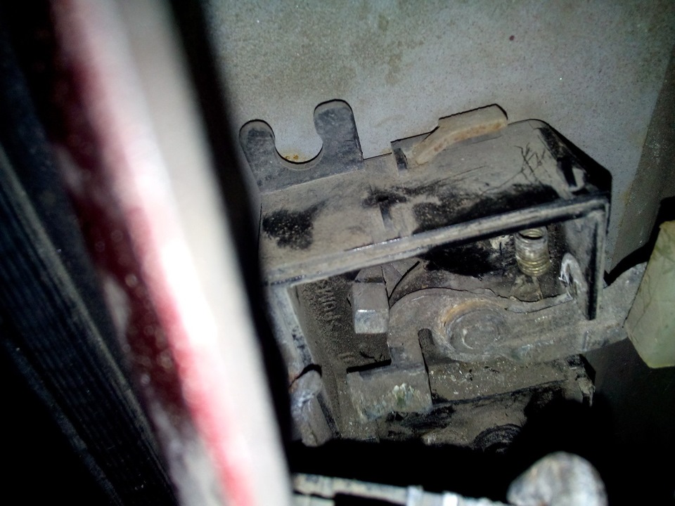 Замок двери — Chevrolet Niva (1G), 1,7 л, 2004 года | своими руками ...
