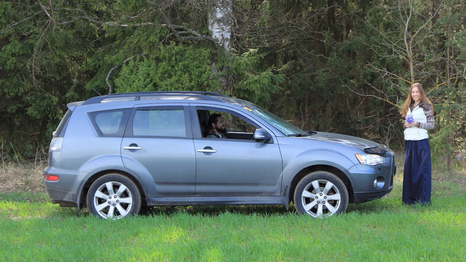 Mitsubishi Outlander XL 2.4 бензиновый 2011 | Jet Fighter Gril 4WD на ...