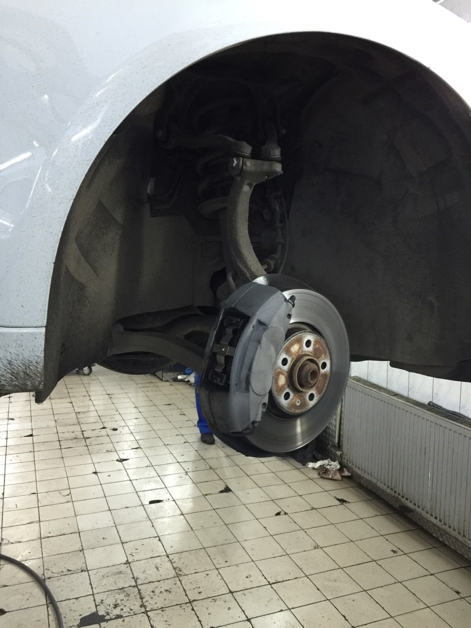 Колодки — Audi Q5 (1G), 2 л, 2013 года | расходники | DRIVE2
