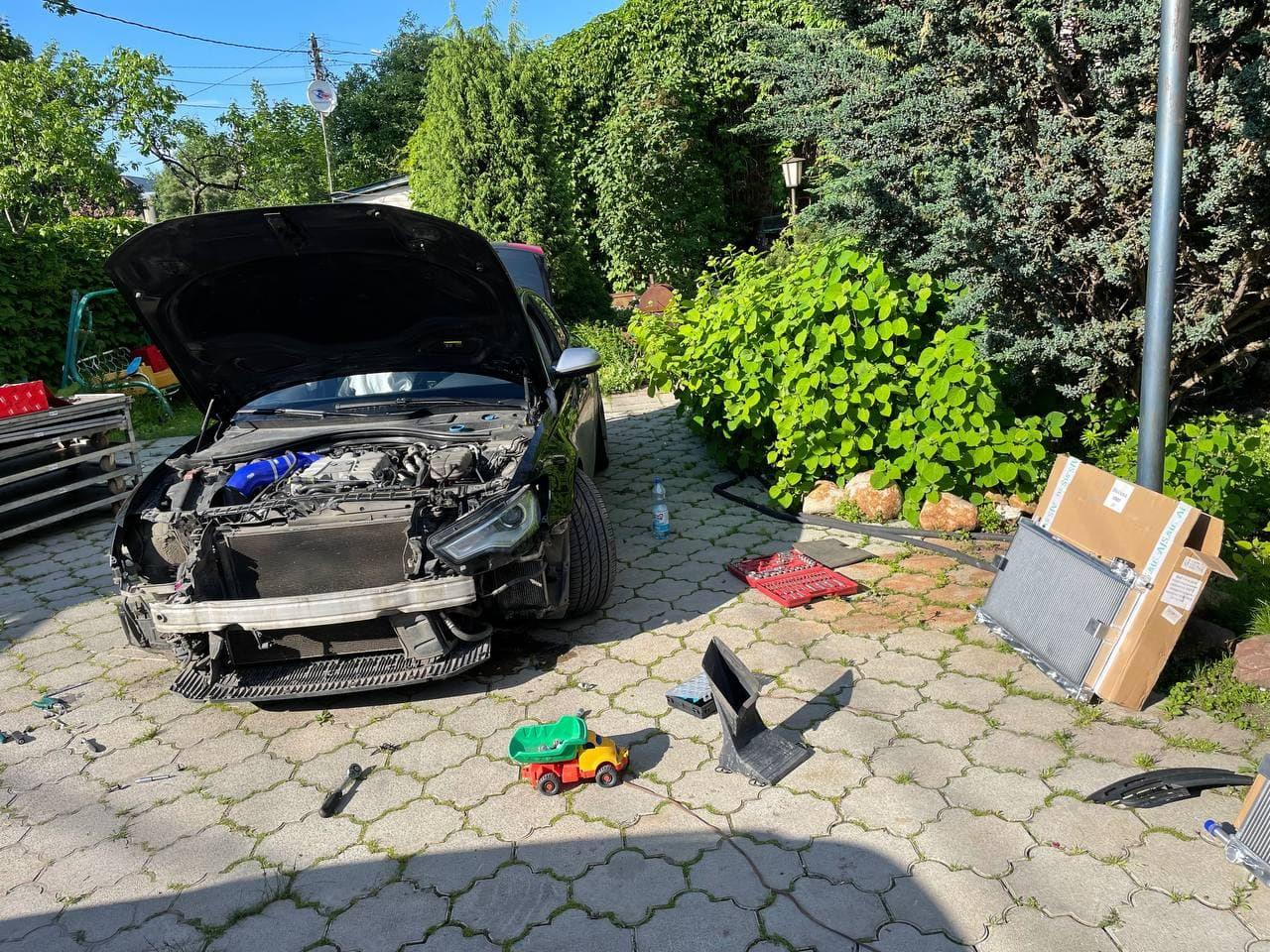 Установка увеличенного радиатора компрессора 3.0TFSI + разделяем ...