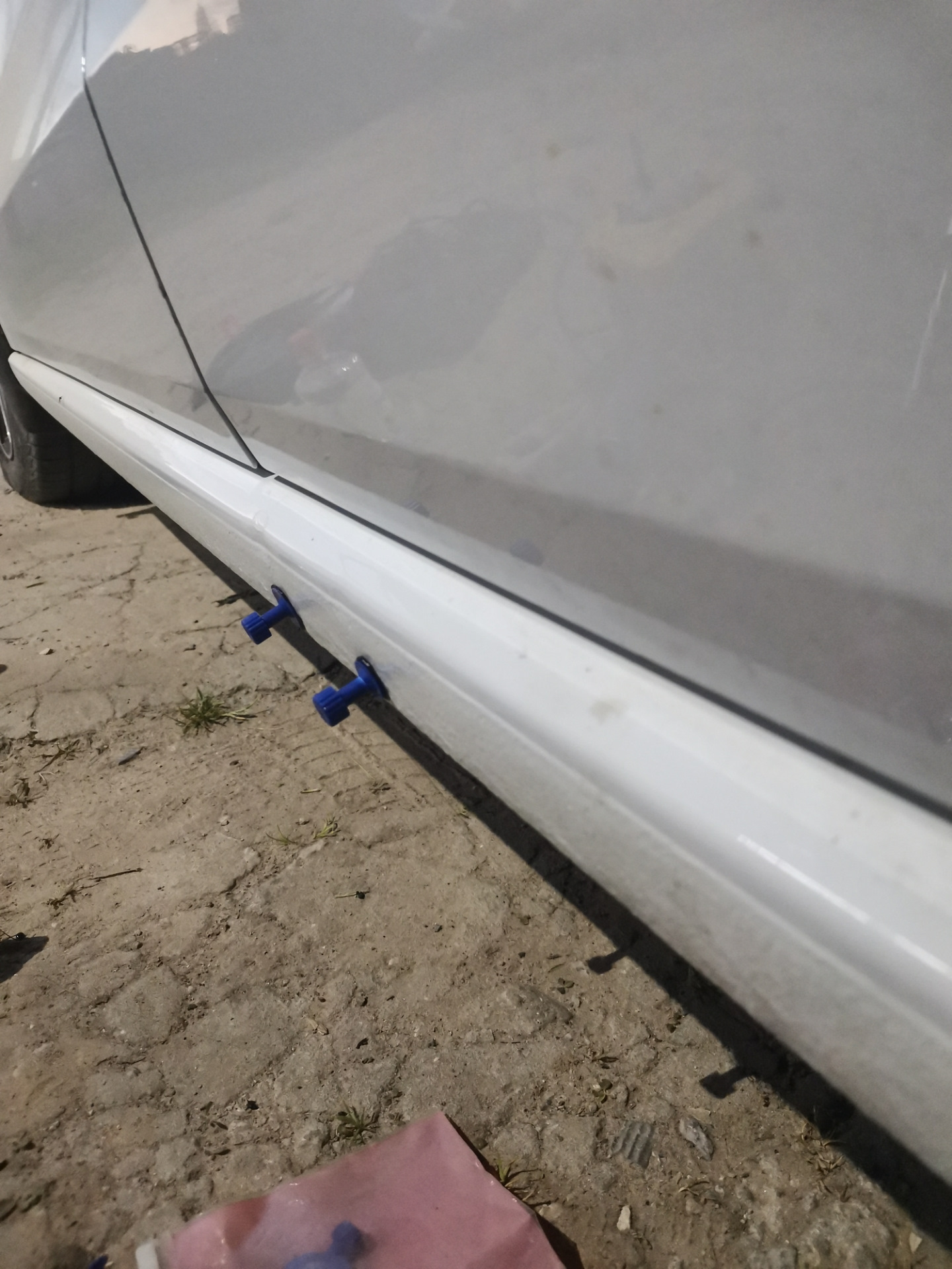 Порог — Volkswagen Polo Sedan 1 6 л 2018 года кузовной ремонт Drive2