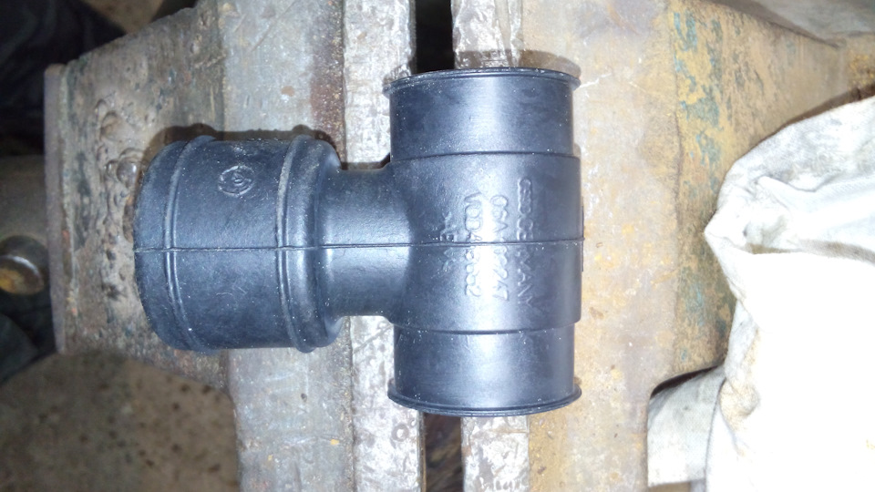 Снимаем впуск 2 (Миссия ВКГ) — Volkswagen Passat B5, 1,8 л, 2003 года ...