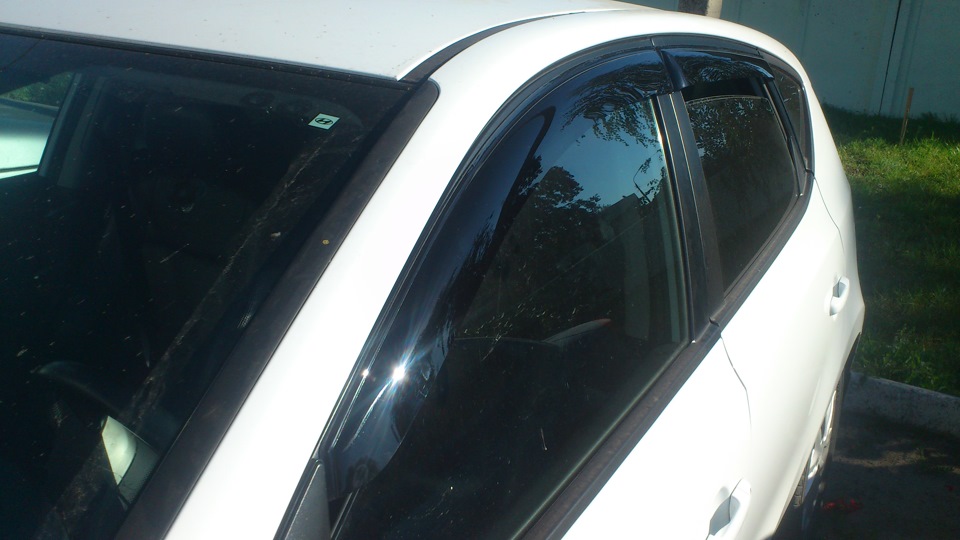 Ветровики и дождевики — Hyundai i30 (1G), 1,6 л, 2009 года | аксессуары ...