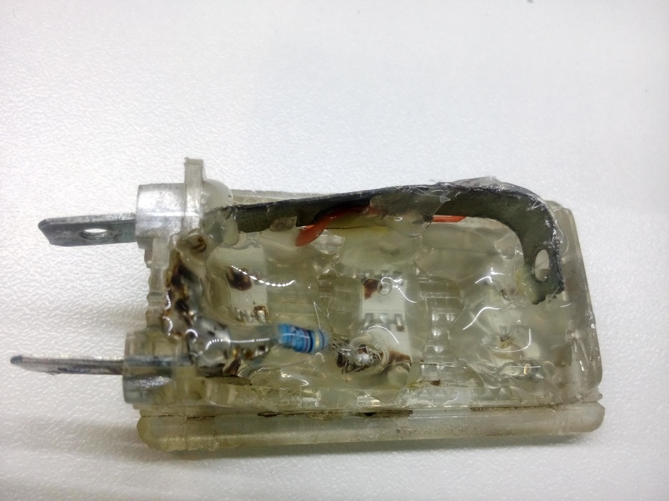 подсветка багажника 331 947 113 — Audi 100 (C4), 2,8 л, 1991 года ...