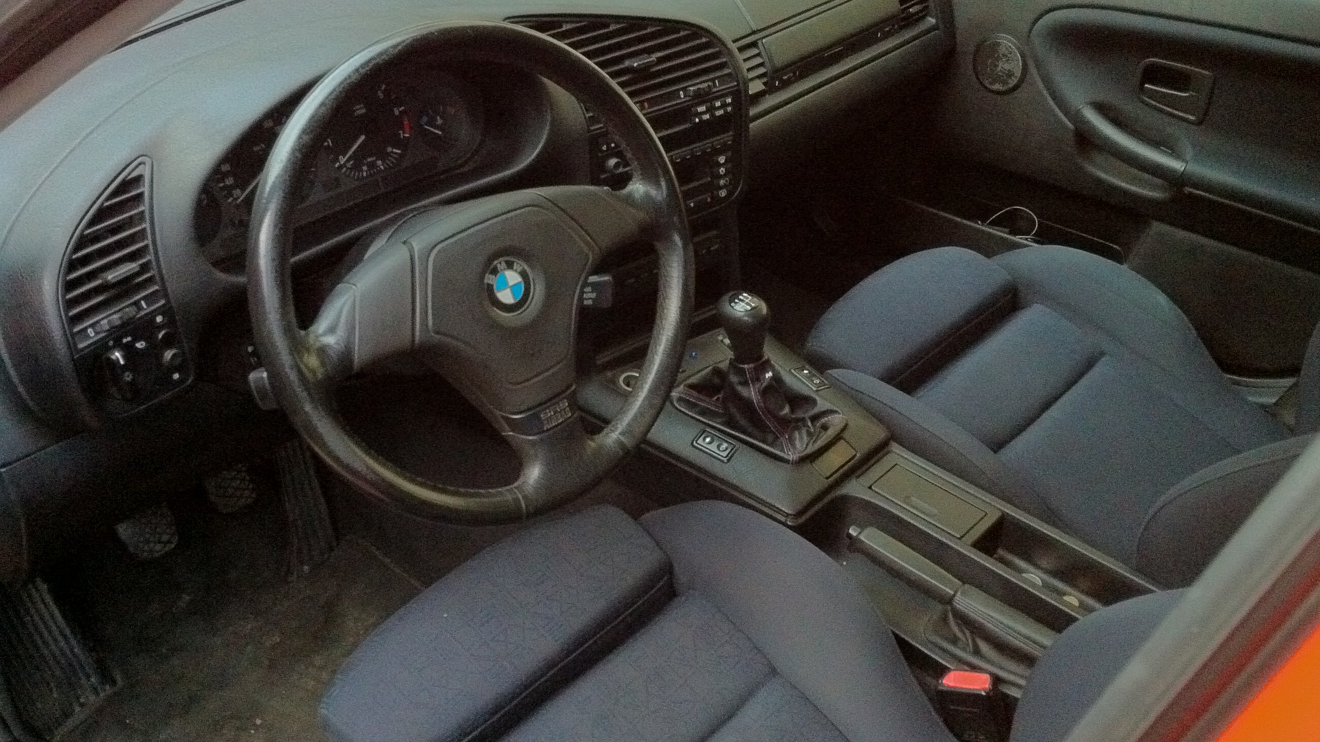 BMW 3 series (E36) 2.0 бензиновый 1997 | 320i touring m52 2.0 на DRIVE2