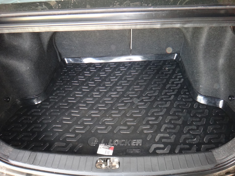 Купил коврик-поддон с бортиками в багажник — Hyundai Accent (3G), 1,5 л ...
