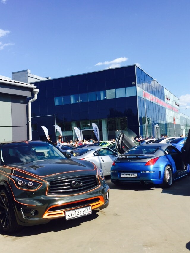 Illskill/vossen party — Infiniti QX70, 3 л, 2013 года | встреча | DRIVE2