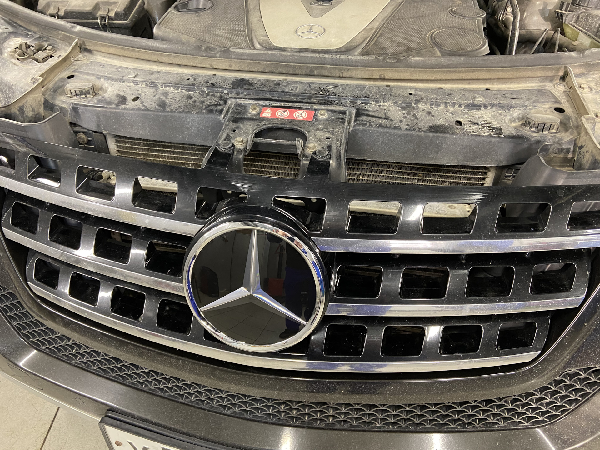 Звезда A1648880411 — Mercedes-Benz M-Class (W164), 3 л, 2010 года ...