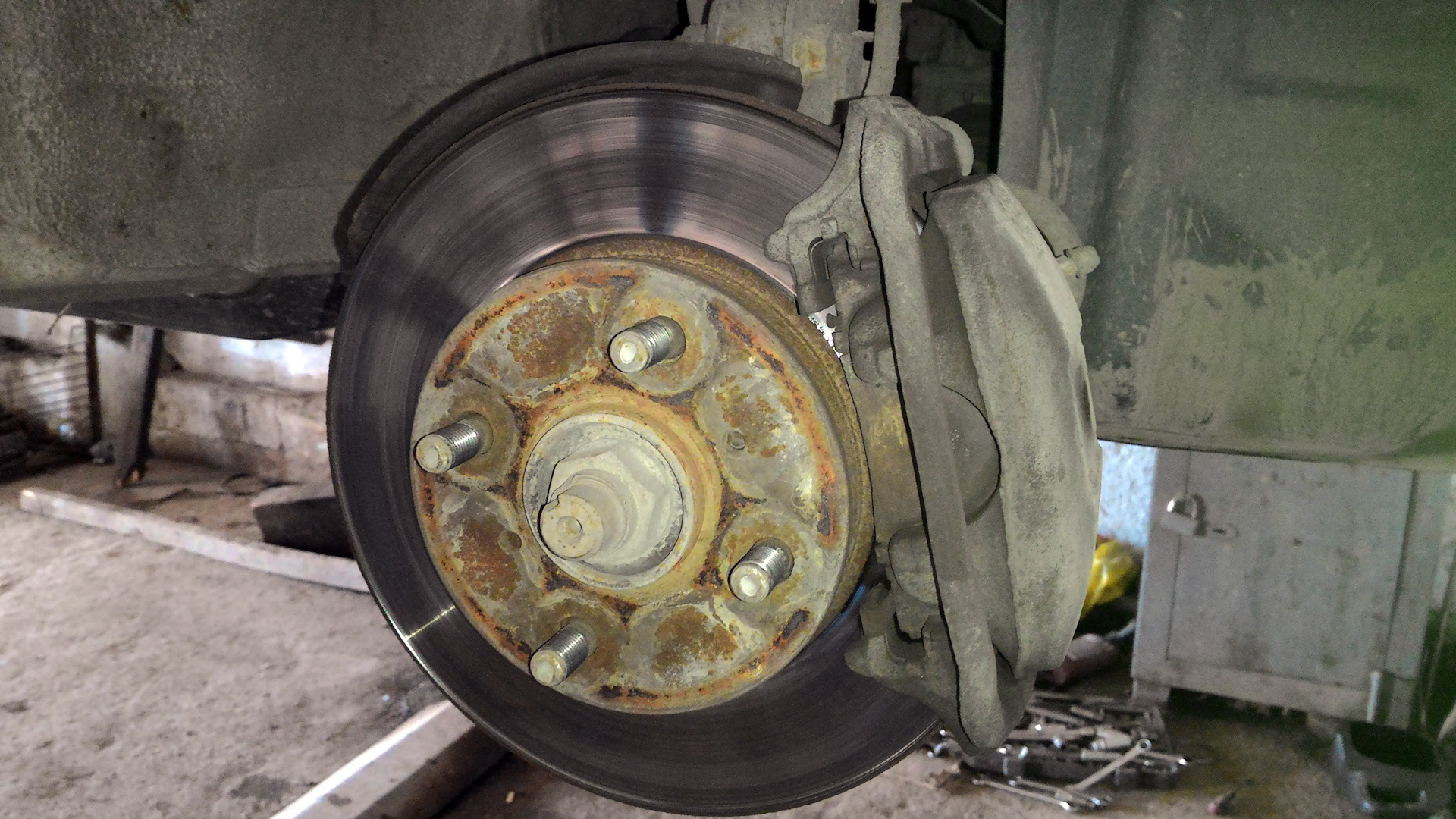 Когда гудит подшипник ступицы — Toyota Tercel (5G), 1,3 л, 1998 года ...