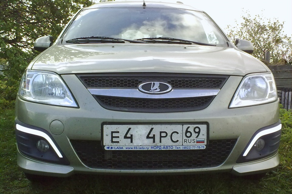 ДХО, клыки и светодиодный стоп-сигнал — Lada Ларгус, 1,6 л, 2014 года ...