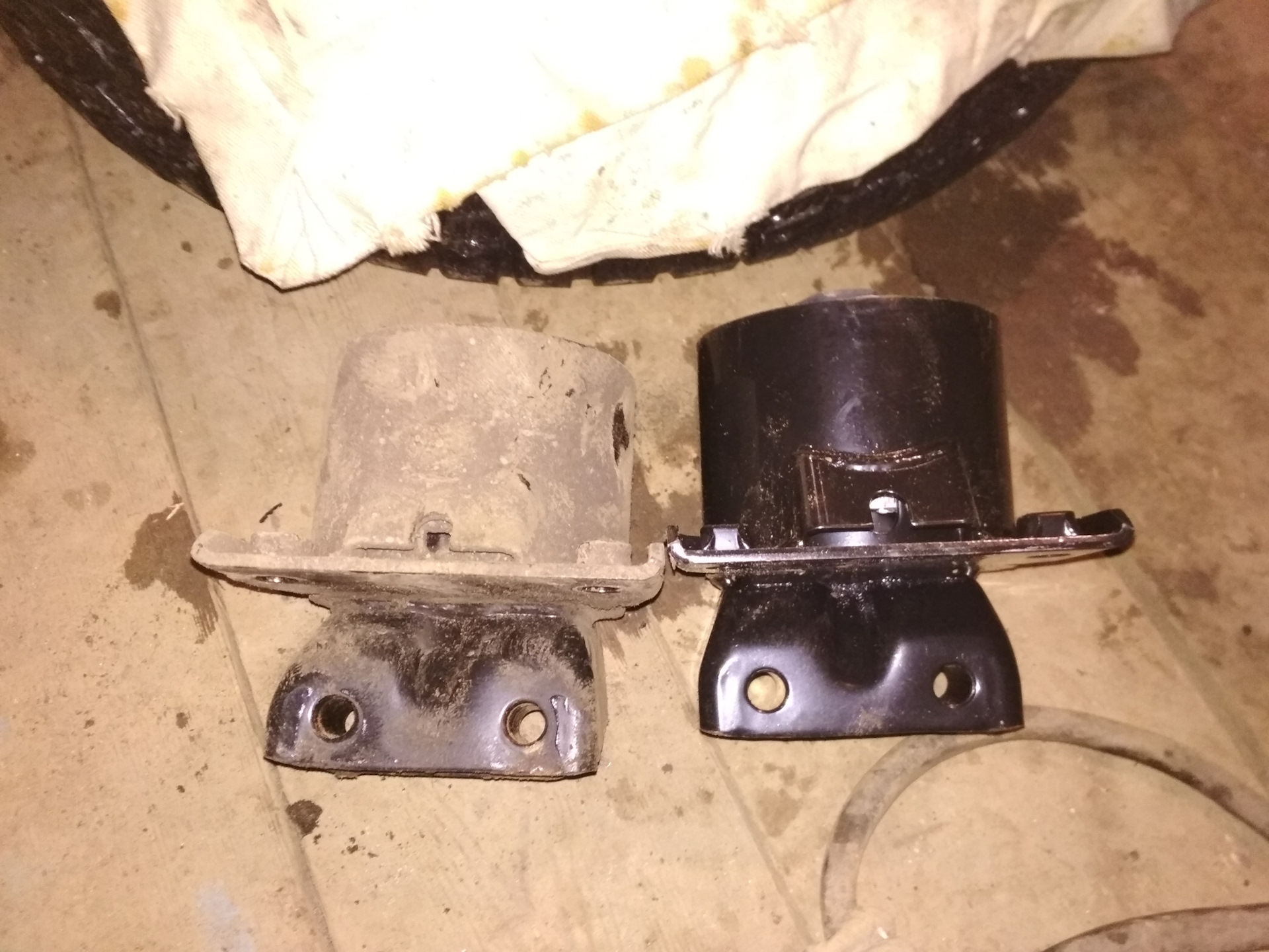 Попытка поменять подушку коробки — Hyundai Getz, 1,5 л, 2008 года ...