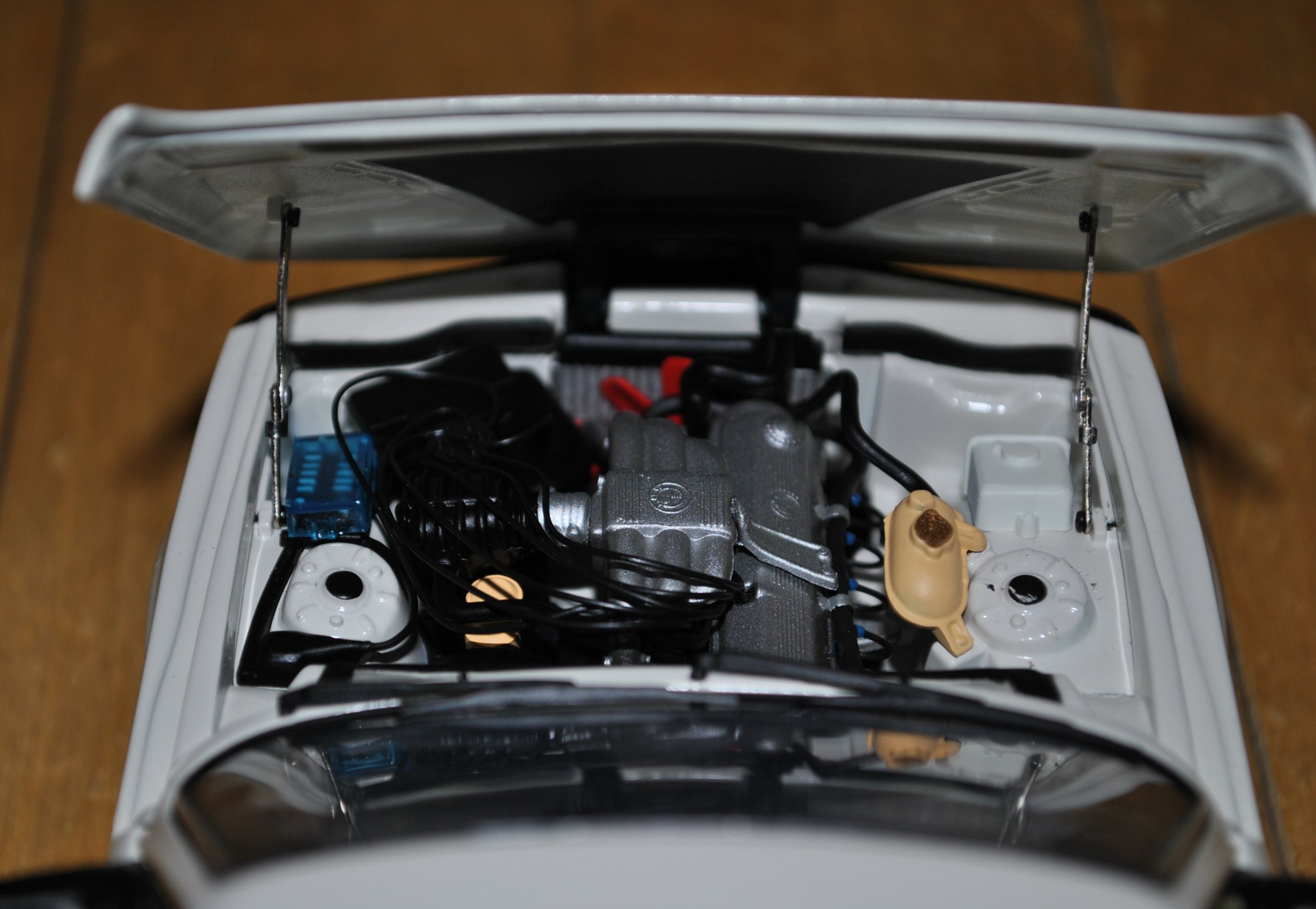 Миниатюра 323 от Autoart — BMW 3 series (E21), 1,8 л, 1983 года ...