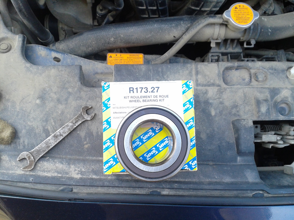 Замена правого переднего подшипника. — Mitsubishi Lancer X, 1,8 л, 2008 ...