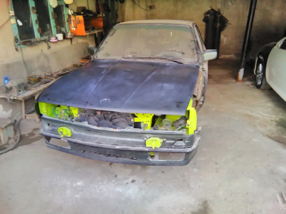 Ну прям очень неспеша… — BMW 3 series Coupe (E30), 4 л, 1987 года ...