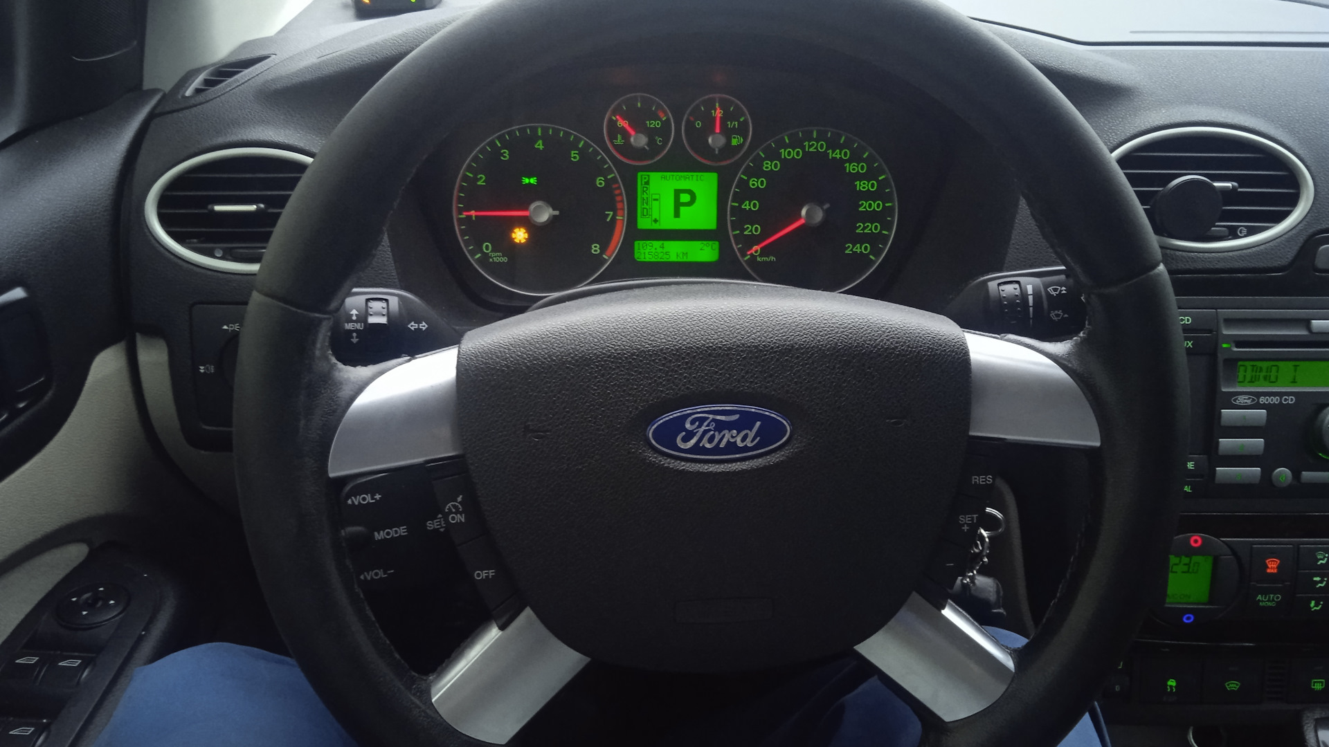 Ford Focus Sedan II 1.6 бензиновый 2006 | Chia 4AT 1.6 101 л.с. на DRIVE2