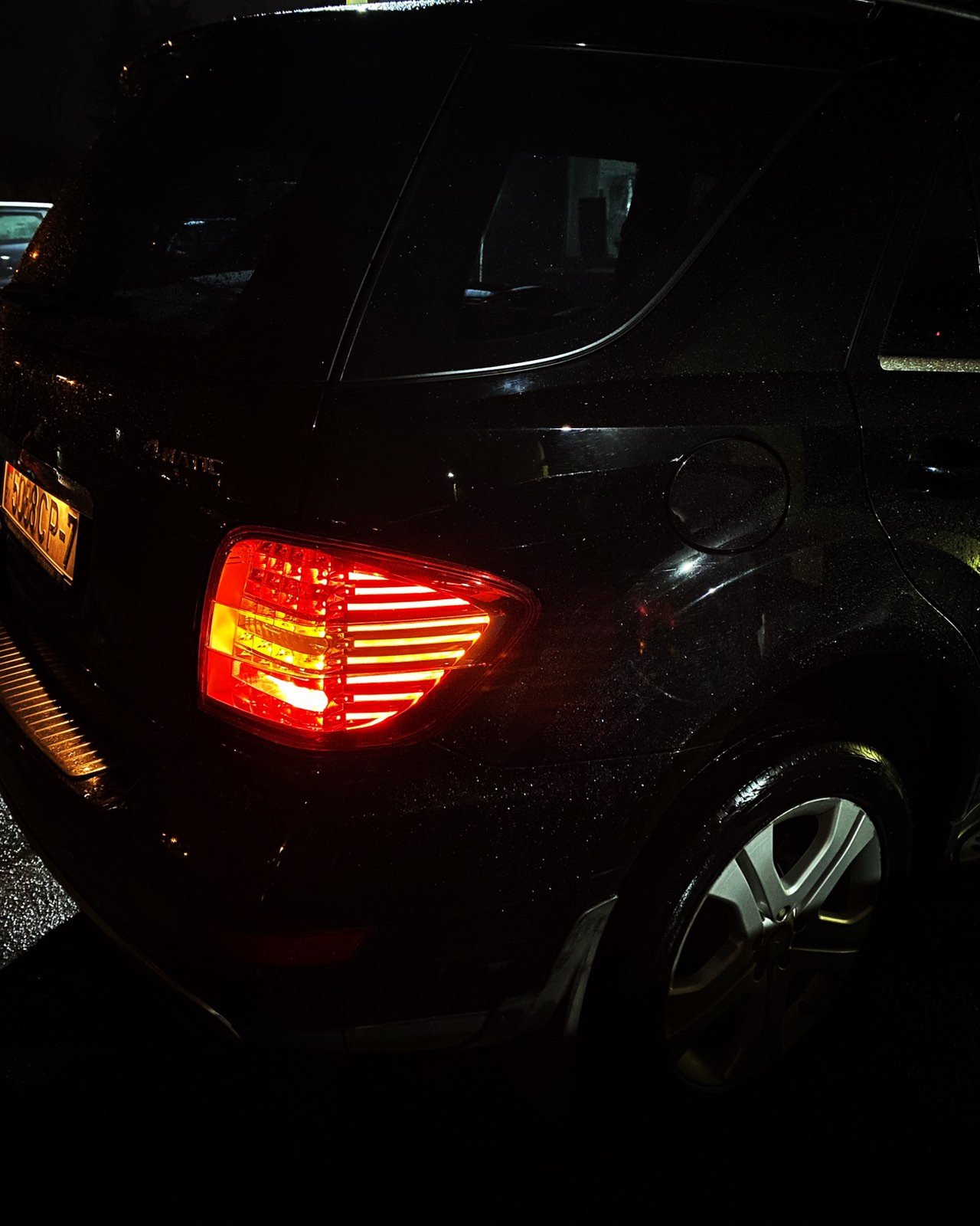 Замен ламповых задних фонарей на led Grand Edition — Mercedes-Benz M ...