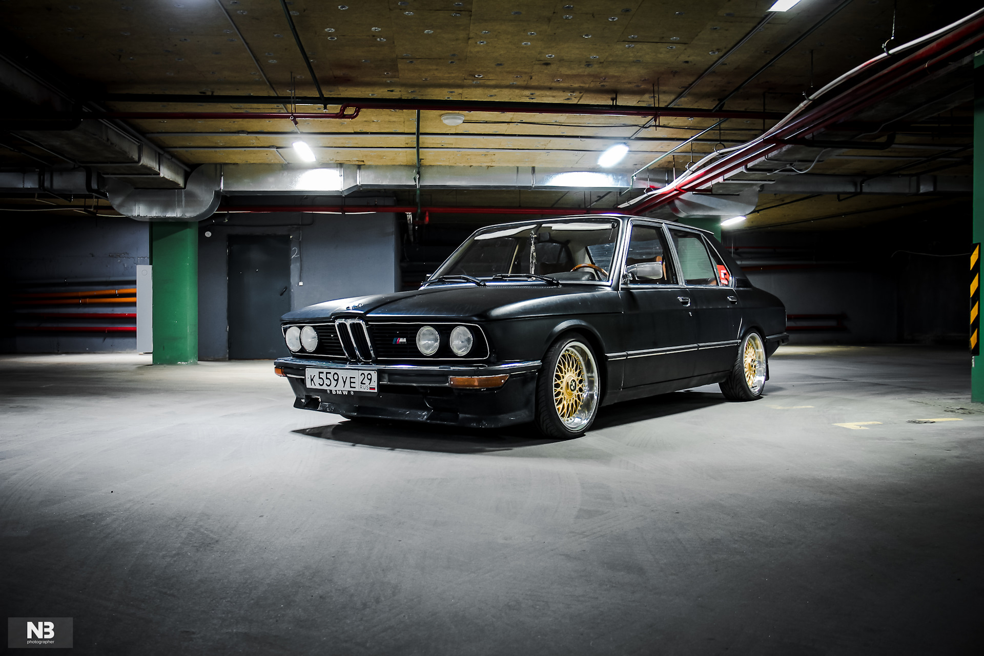 BMW e12 Part1(Parking) — BMW 5 series (E12), 2,5 л, 1978 года | фотография | DRIVE2