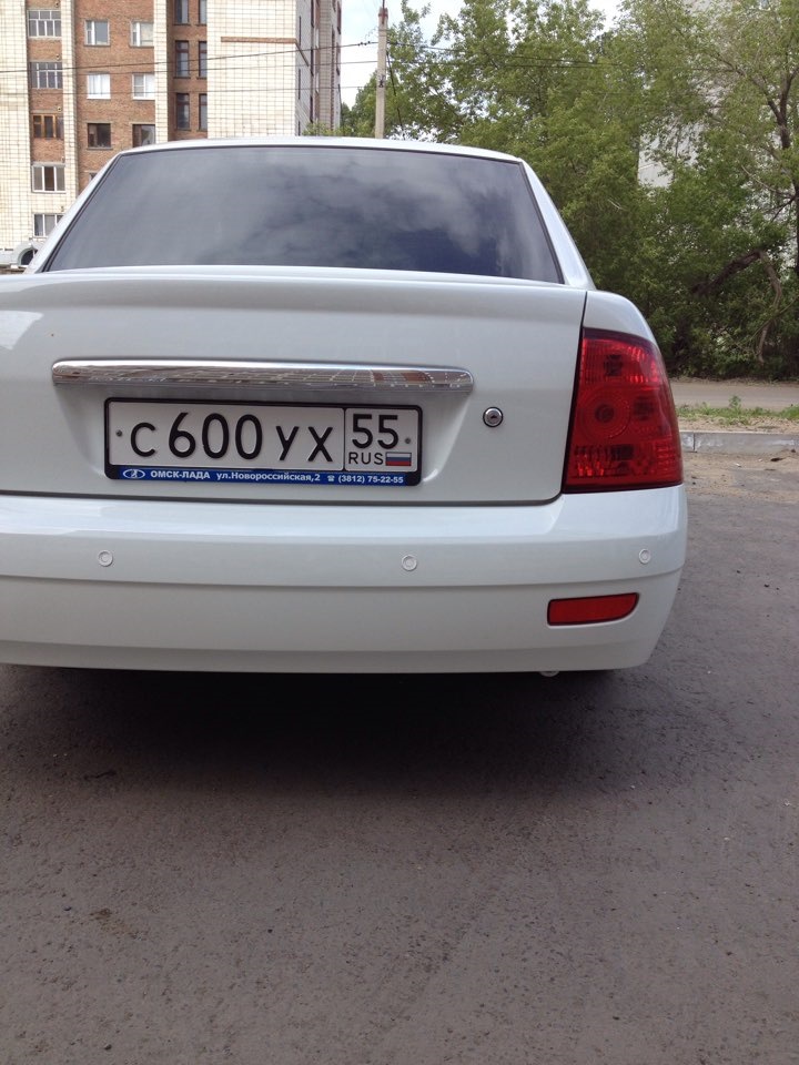 Парктроник — Lada Приора седан, 1,6 л, 2013 года | аксессуары | DRIVE2