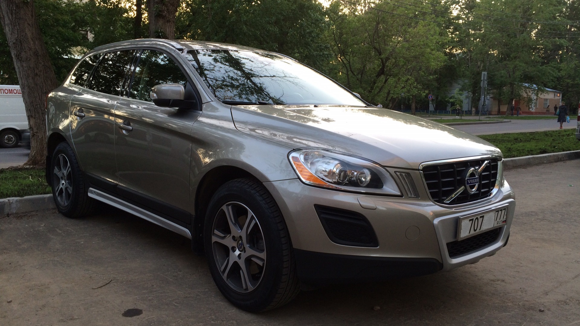 Volvo XC60 (1G) 2.4 дизельный 2013 | D5 на DRIVE2
