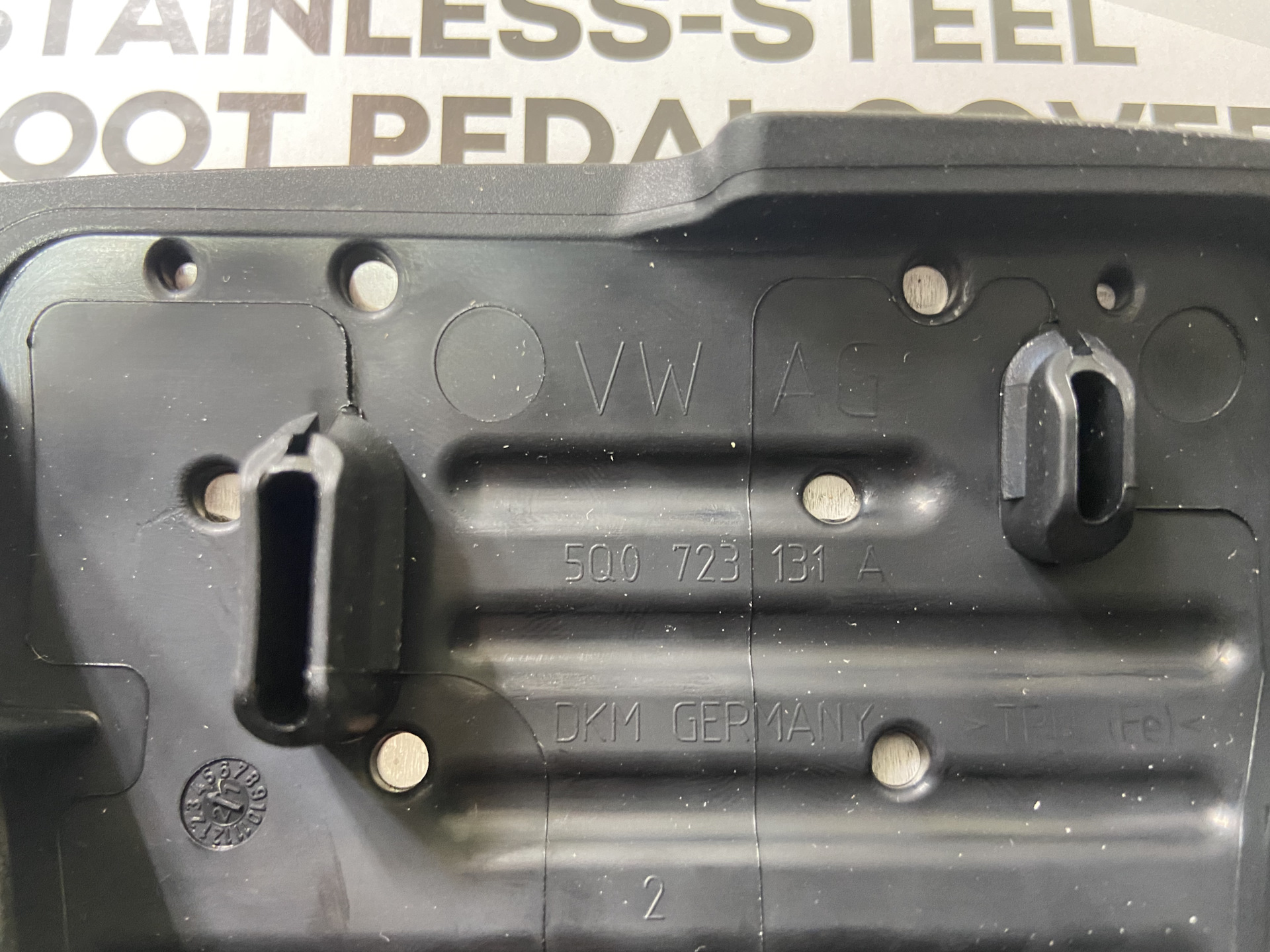 [8] VAG 5E1064205 PEDAL COVERS — Skoda Octavia A8 Mk4, 1,4 л, 2021 года ...