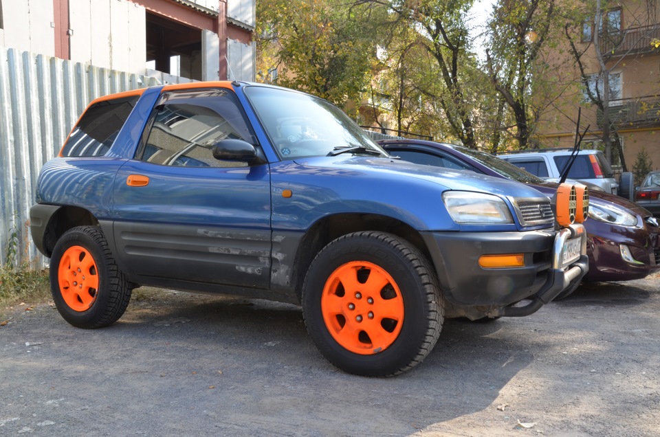 немноного фото) — Toyota RAV4 (I), 2 л, 1994 года | фотография | DRIVE2